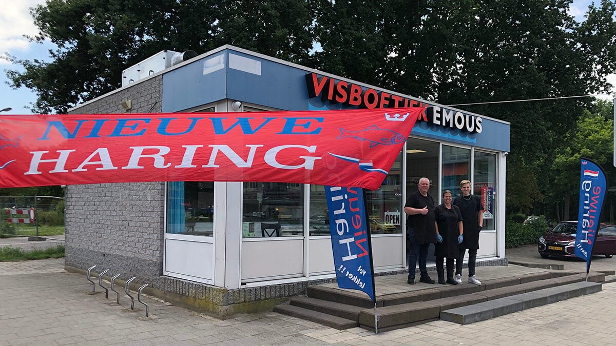 Visboetiek Emous: 'De Hollandse Nieuwe is dit jaar extra lekker ...