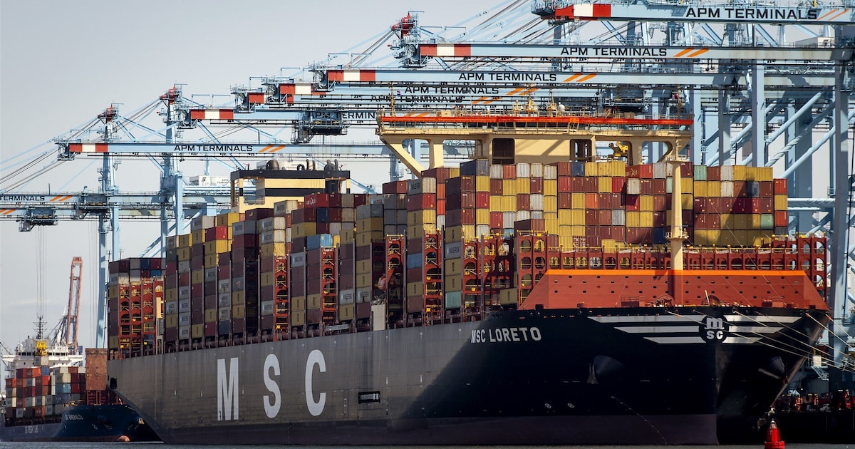 Wow! Het grootste containerschip ter wereld lag in Rotterdam | Nieuws ...