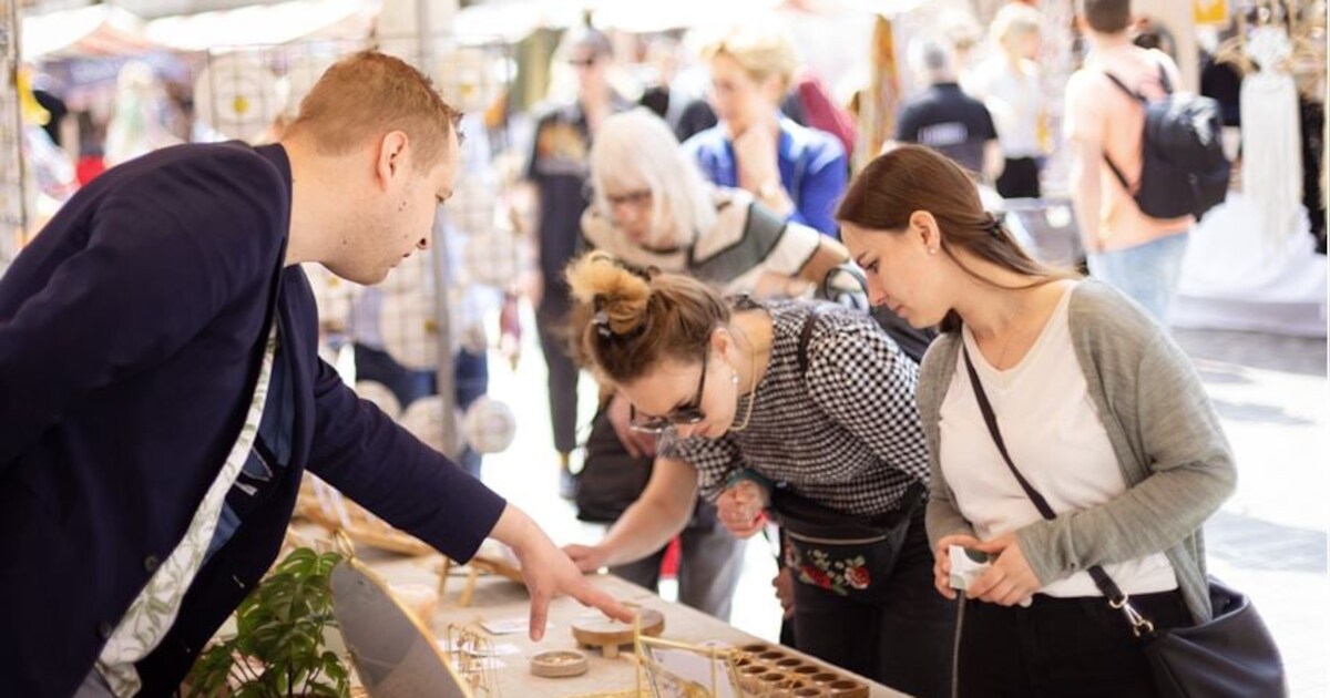 Uittip: shoppen, struinen en lekkers eten bij Swan Market op het ...
