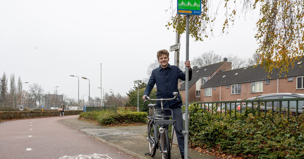 Fiets je in een groepje, dan krijg je op dit kruispunt sneller groen ...