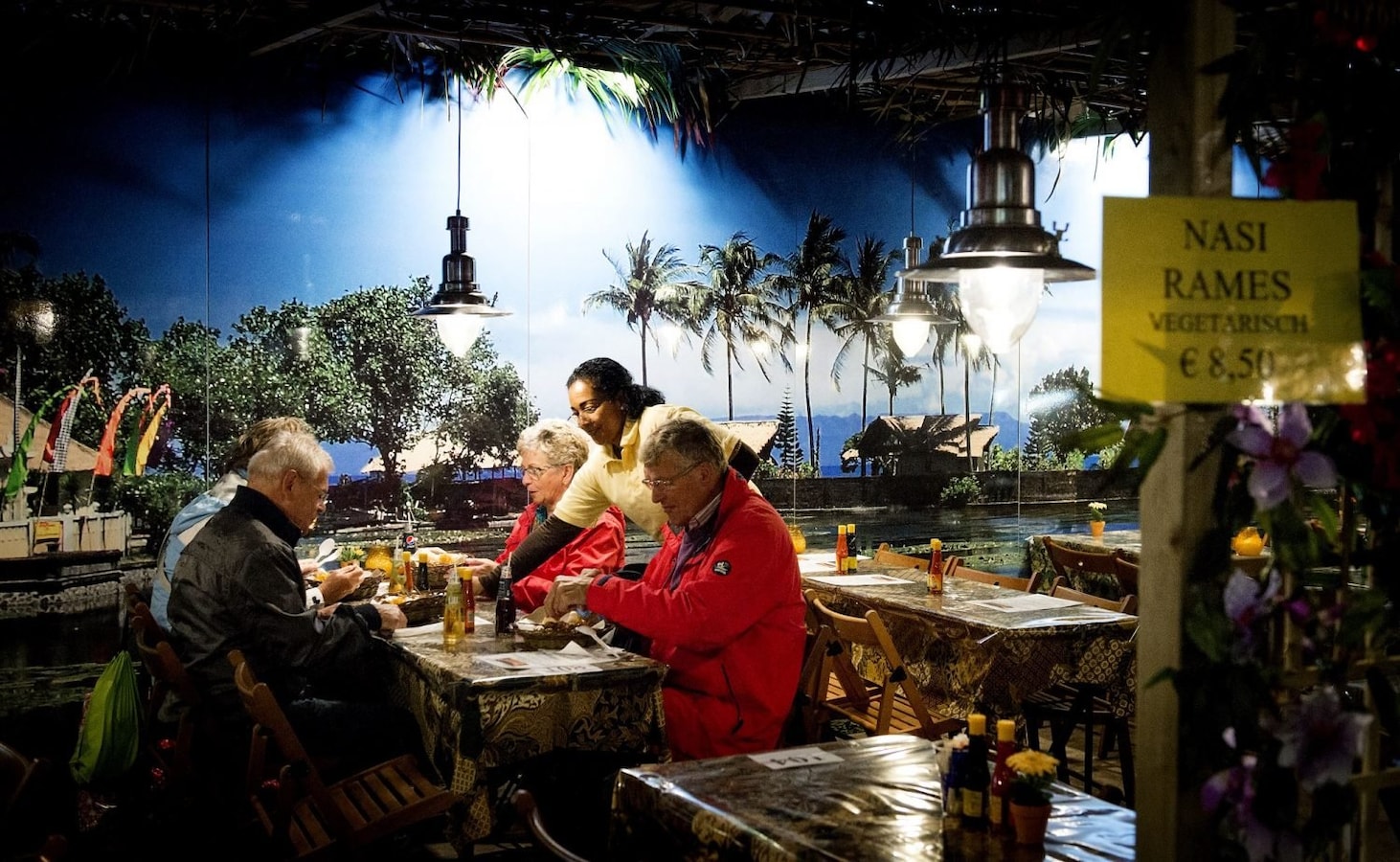 Foto's uit het archief: dit was de Tong Tong Fair | Foto | indebuurt.nl