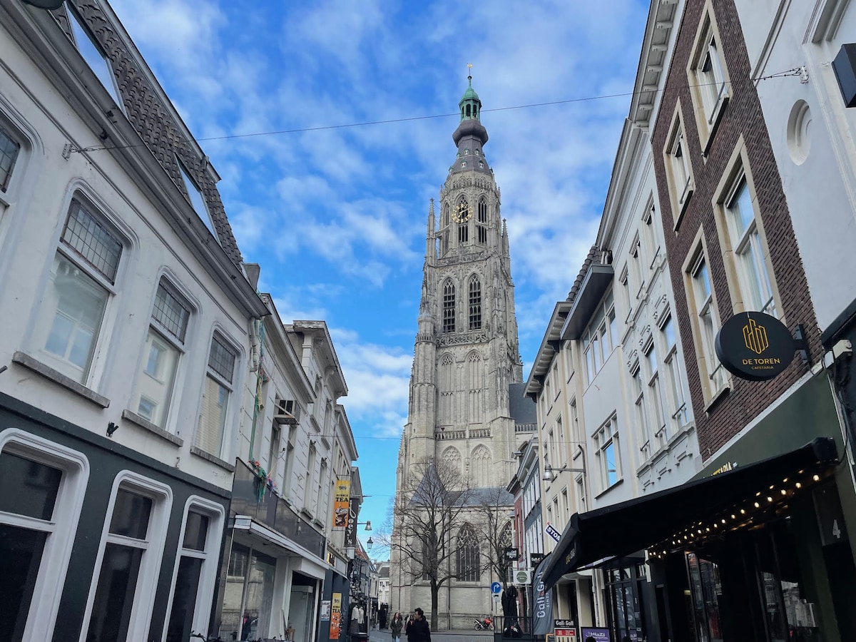 Wow! Deze Bredase gebouwen zijn meer dan 500 jaar oud | Foto | indebuurt.nl