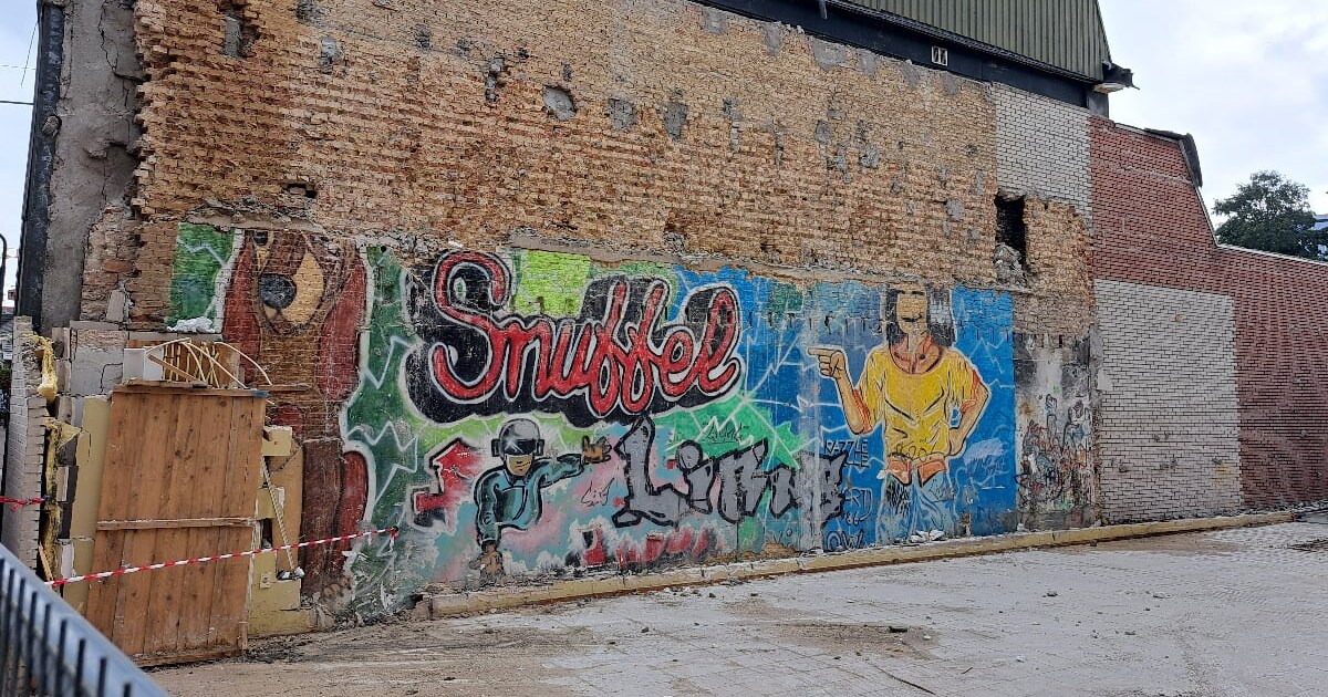 Wie of wat is Snuffel? Het verhaal achter deze muurtekening in Almelo ...