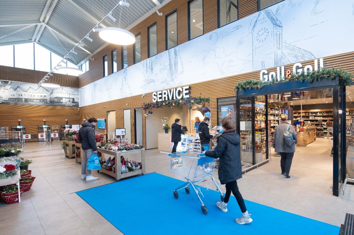 Albert Heijn Ugchelen weer open na verbouwing | Foto | indebuurt.nl