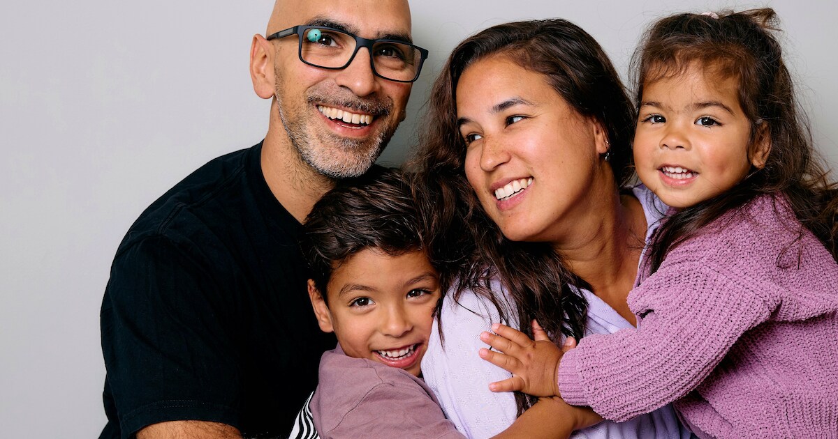 Arda (45) doneerde bloed en kwam thuis met een ernstige diagnose: ‘Ik ...