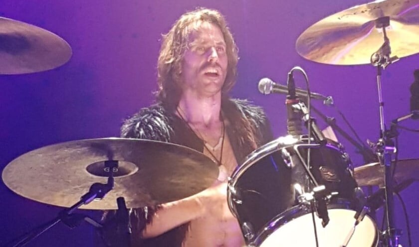 In Ede kun je drumles krijgen van de drummer van Navarone | Foto ...