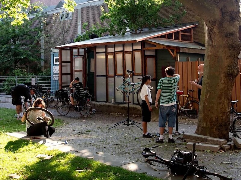 Nieuwe realityserie Dropout Resort (met Rotterdammer) nu te zien ...