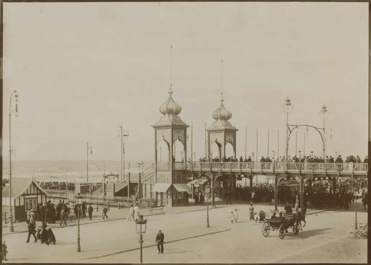 Foto's van vroeger: is De Pier ooit mooi geweest? | Foto | indebuurt.nl