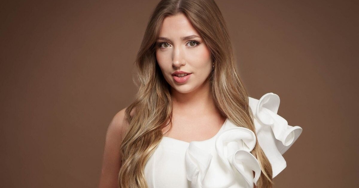 Veense Julie maakt kans op titel Miss Utrecht: ‘Het is niet alleen maar ...