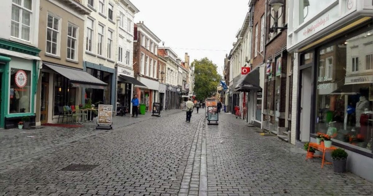 Héél goedkoop eten en korting op bakvormen, scheermesjes en meer ...