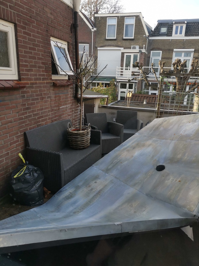 Storm Eunice heeft flink huisgehouden: dit is de schade in Gouda in ...