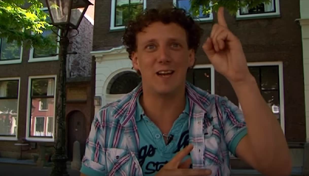 Terugblik: Jochem Myjer geeft tour door Leiden en laat zijn favoriete ...