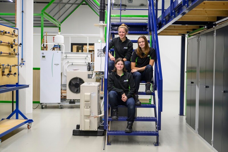 Deze drie meiden kozen voor techniek: 'Ik zorg straks voor ...