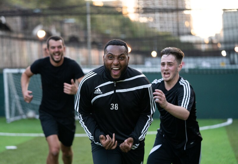 Vet! Powerleague brengt 5x5 voetbal naar Rotterdam: 'Het eerste potje ...