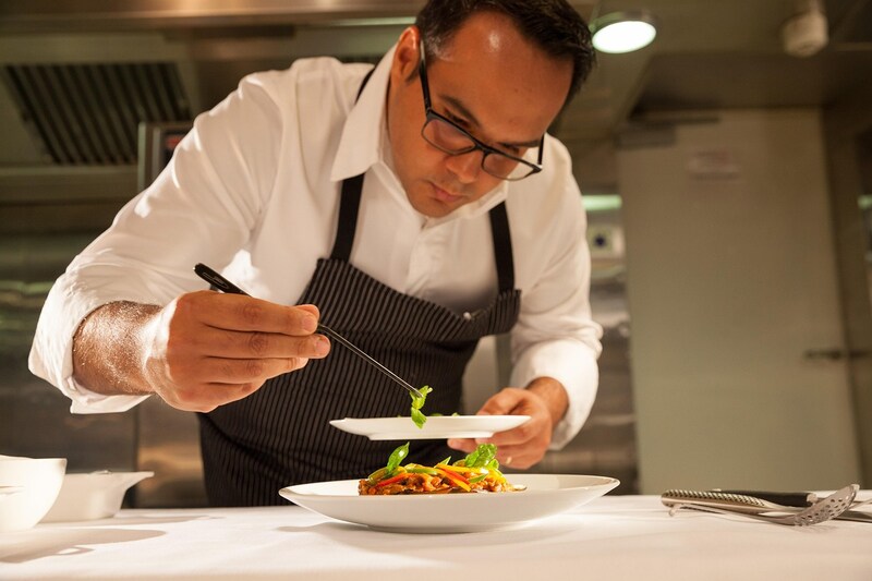 Knap! Deze restaurants in Rotterdam staan voor het eerst in de Gault ...