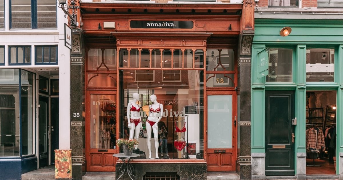 Bij deze winkel in Amsterdam scoor je écht leuke badmode voor grote ...