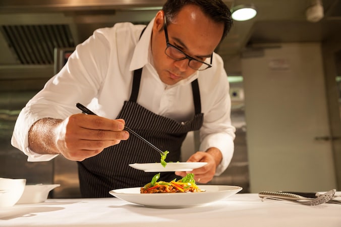 Knap! Deze restaurants in Den Haag staan voor het eerst in de Gault ...