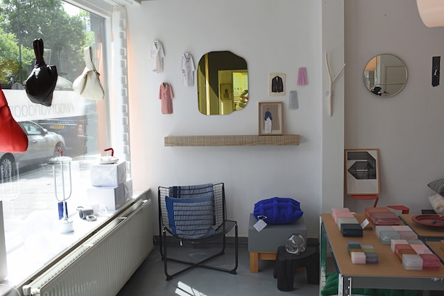 Bij Waarvandaan shop je design, kunst en cadeaus van Rotterdamse makers ...