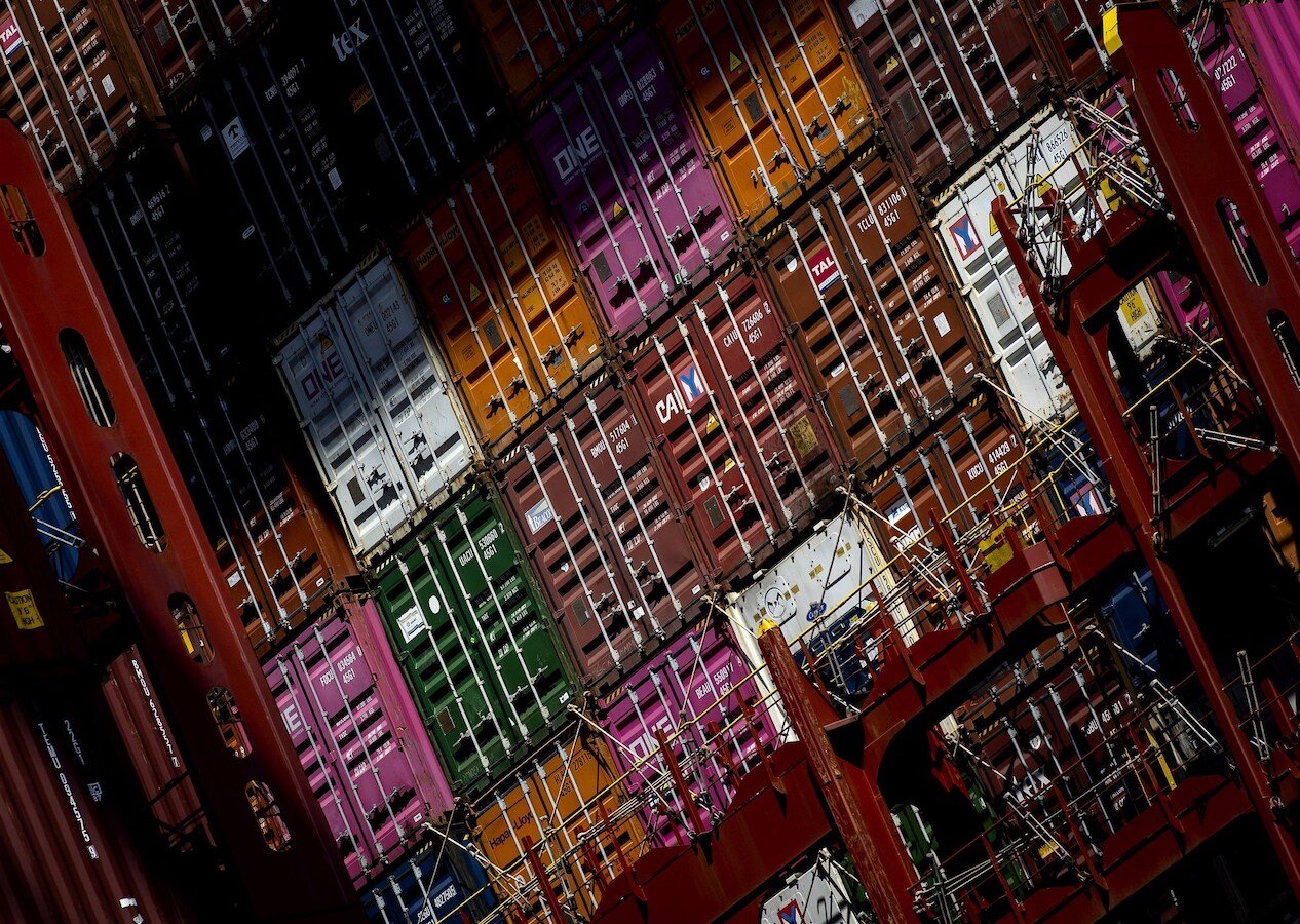 Wow! Het grootste containerschip ter wereld lag in Rotterdam | Foto ...