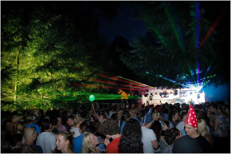 Into the Woods bestaat 15 jaar: alle edities in foto's op een rij ...