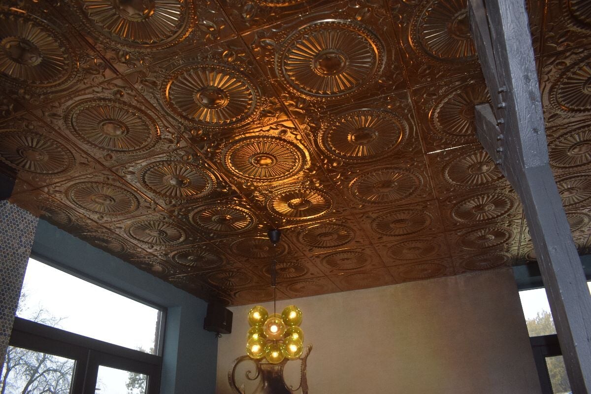 Binnenkijken bij Nink en Marc Franken: 'Het lampje en de stoelen komen ...