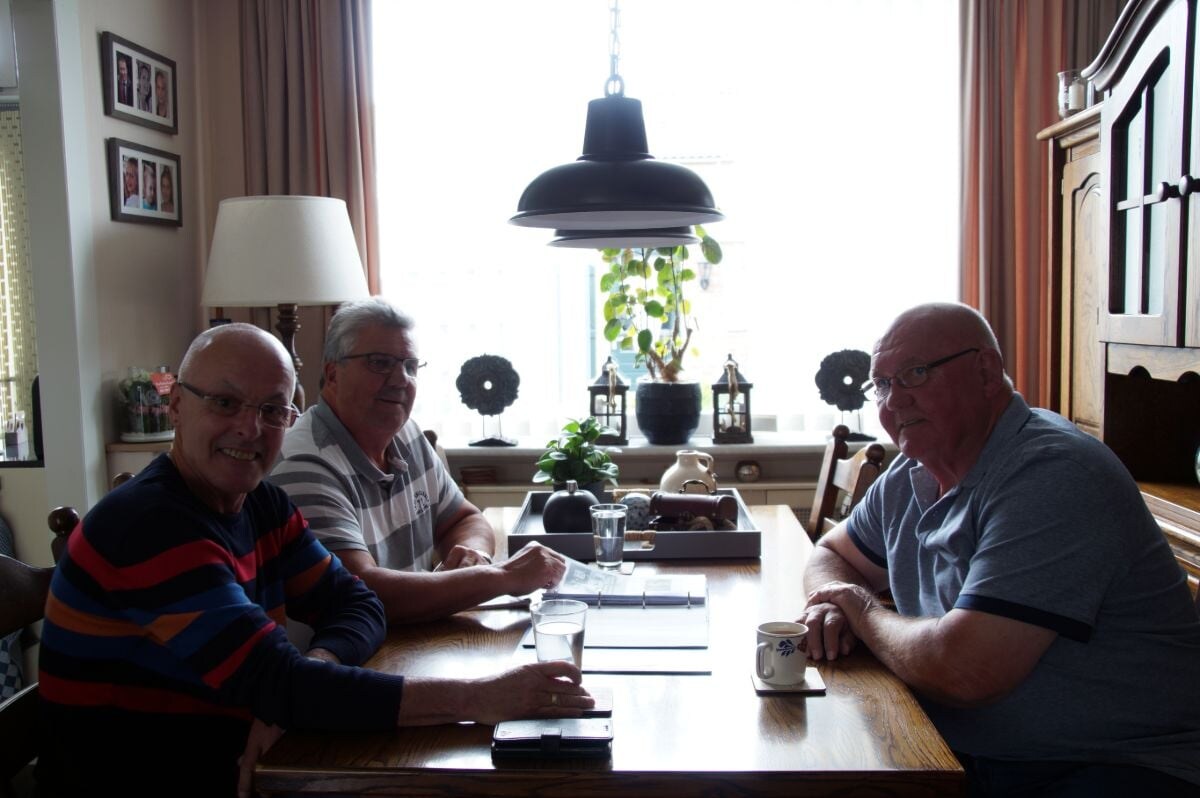 Vier Bergenaren dompelen zich onder in de historie van Vastenavend: 'We ...